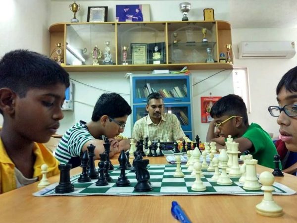 2 FIDE Rating Calculations - Simplified (With Calculator)